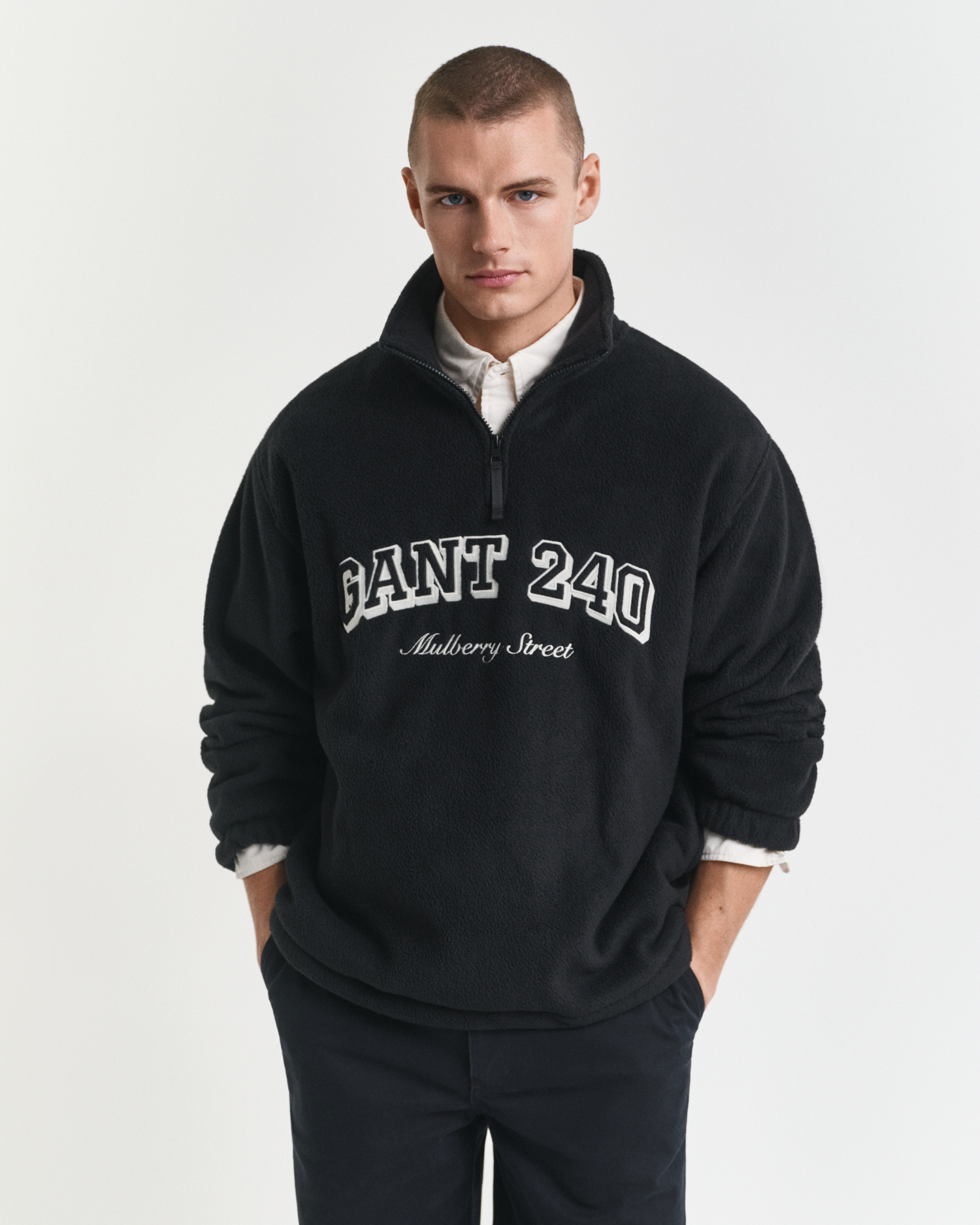 Fleece med grafik - GANT